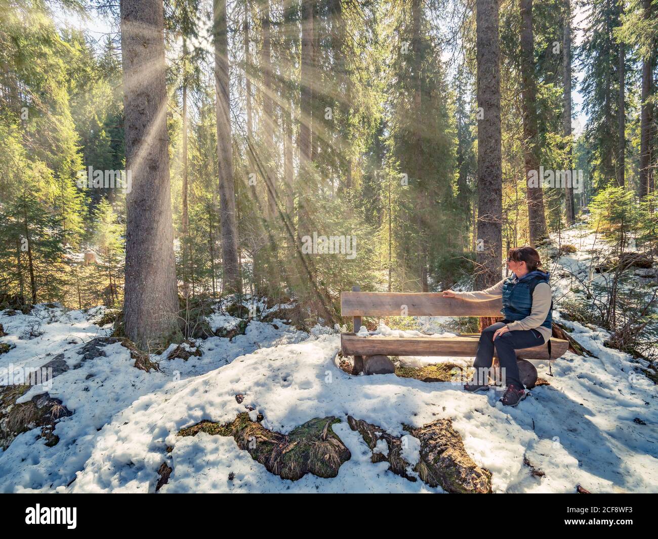 Side view traveler sitting down hi-res stock photography and images - Alamy