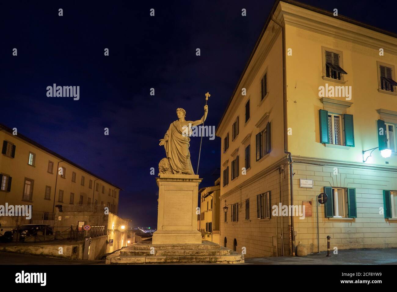 Marble statue in the historic center of Arezzo, Italy Stock Photo - Alamy