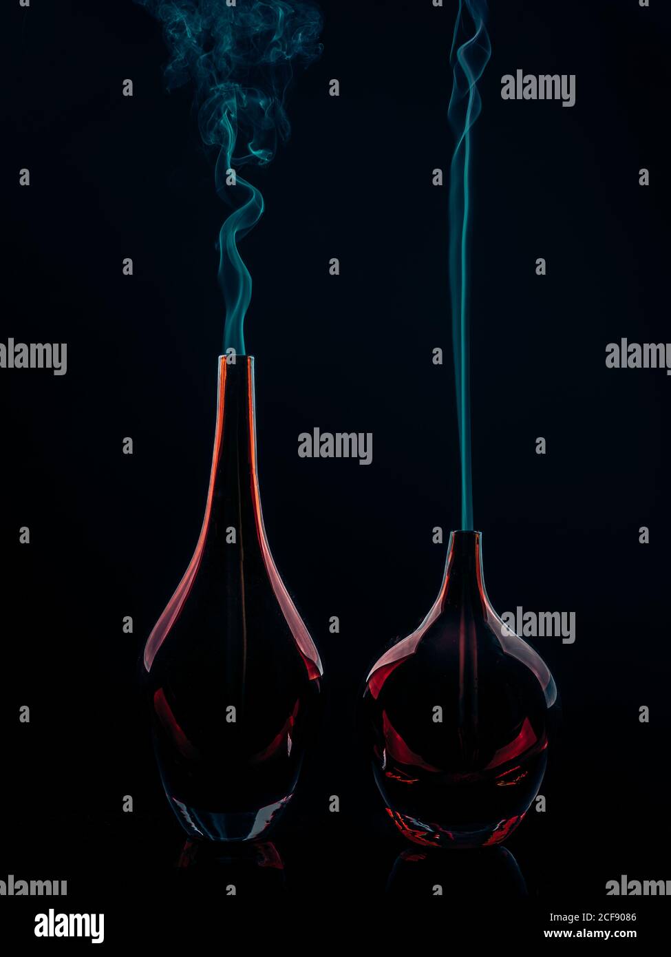 Abstract red wavy smoke hi-res stock photography and images - Alamy
