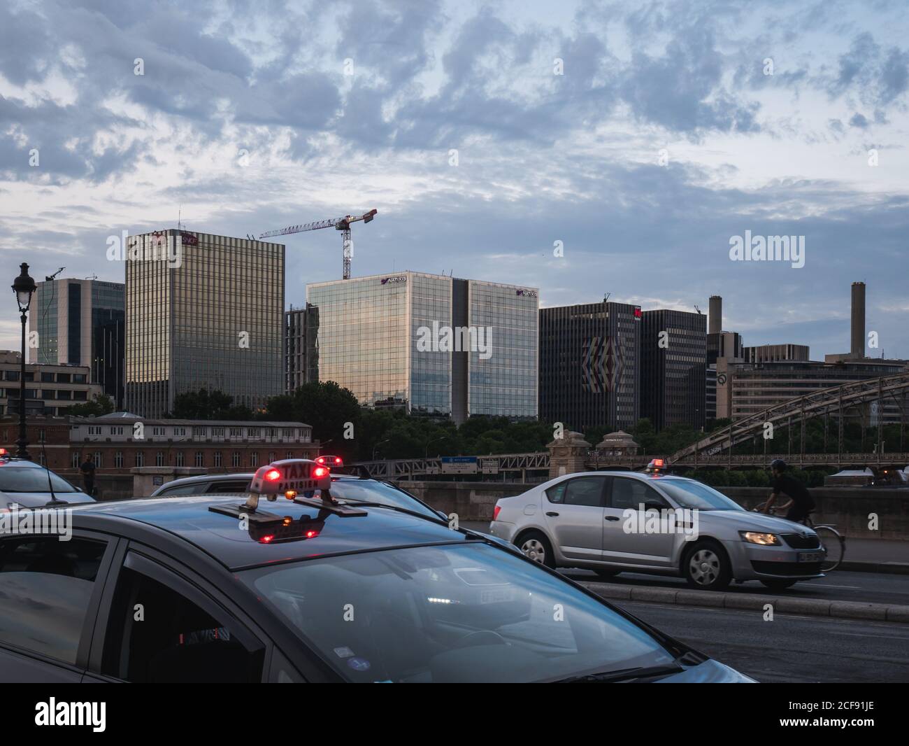 Austerlitz Bridge, Paris, France, May, 2018 Stock Photo - Alamy