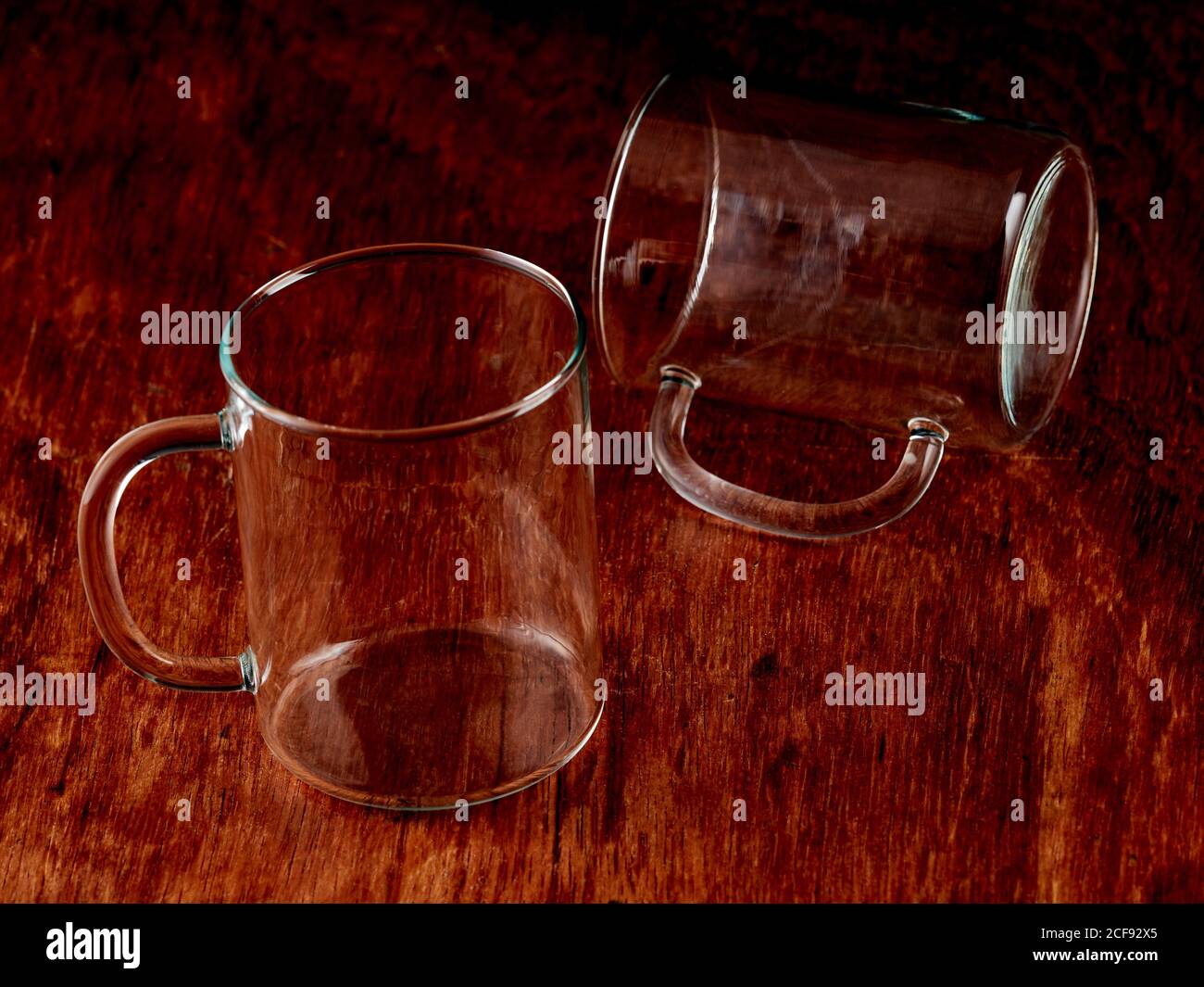 Silhouettes of a group of empty crystal glasses Stock Photo - Alamy