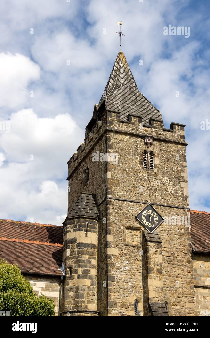 MIDHURST, WEST SUSSEX/UK - SEPTEMBER 1 : View of St Mary Magdelene and ...