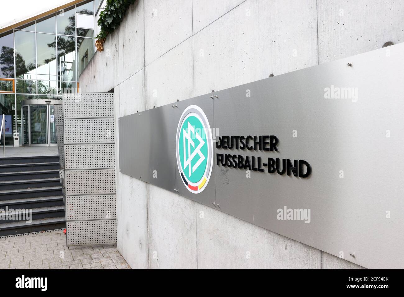 Dfb head office hi-res stock photography and images - Alamy