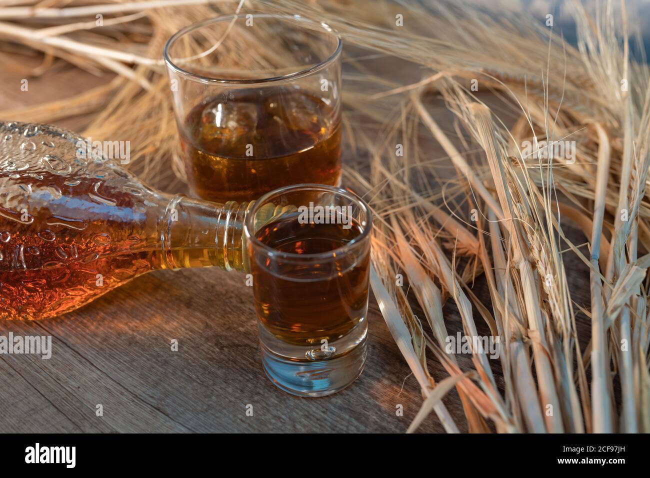 Table shots hi-res stock photography and images - Alamy