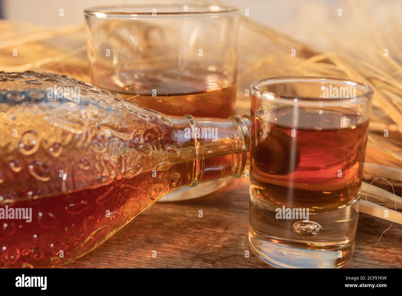 Table shots hi-res stock photography and images - Alamy