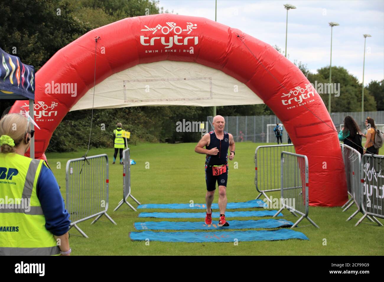 Older triathlete hi-res stock photography and images - Alamy