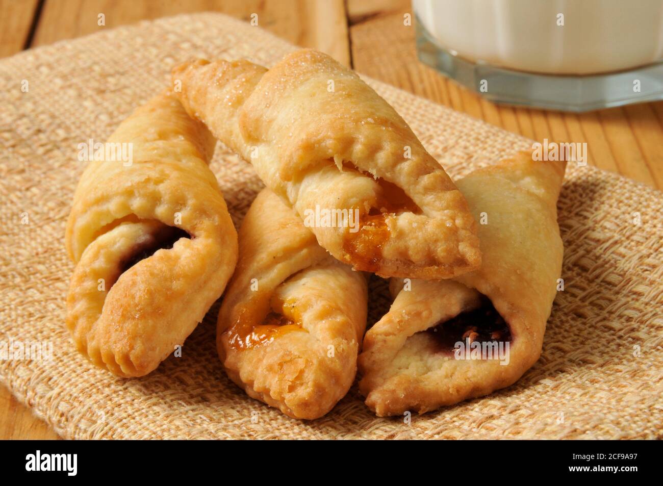 Flakey hi-res stock photography and images - Alamy