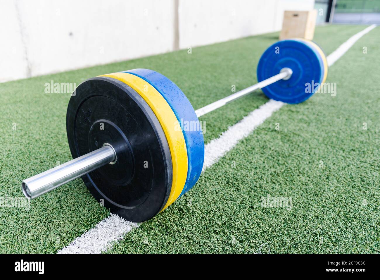 Heavy weights hi-res stock photography and images - Alamy