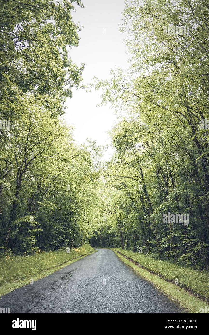 Smooth straight road hi-res stock photography and images - Alamy