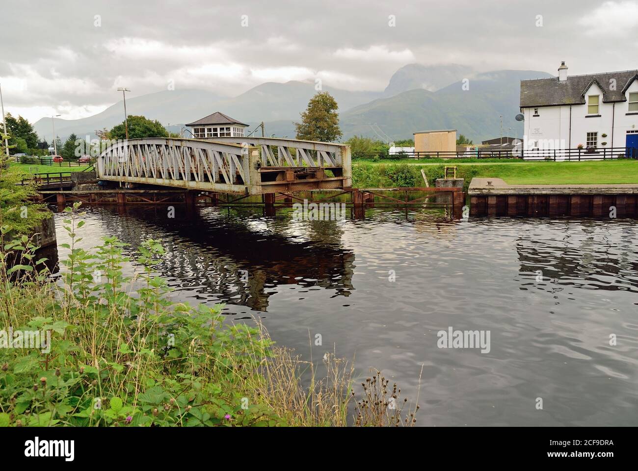 Banavie Railway swing bridge over the Caledonian canal. The bridge is ...