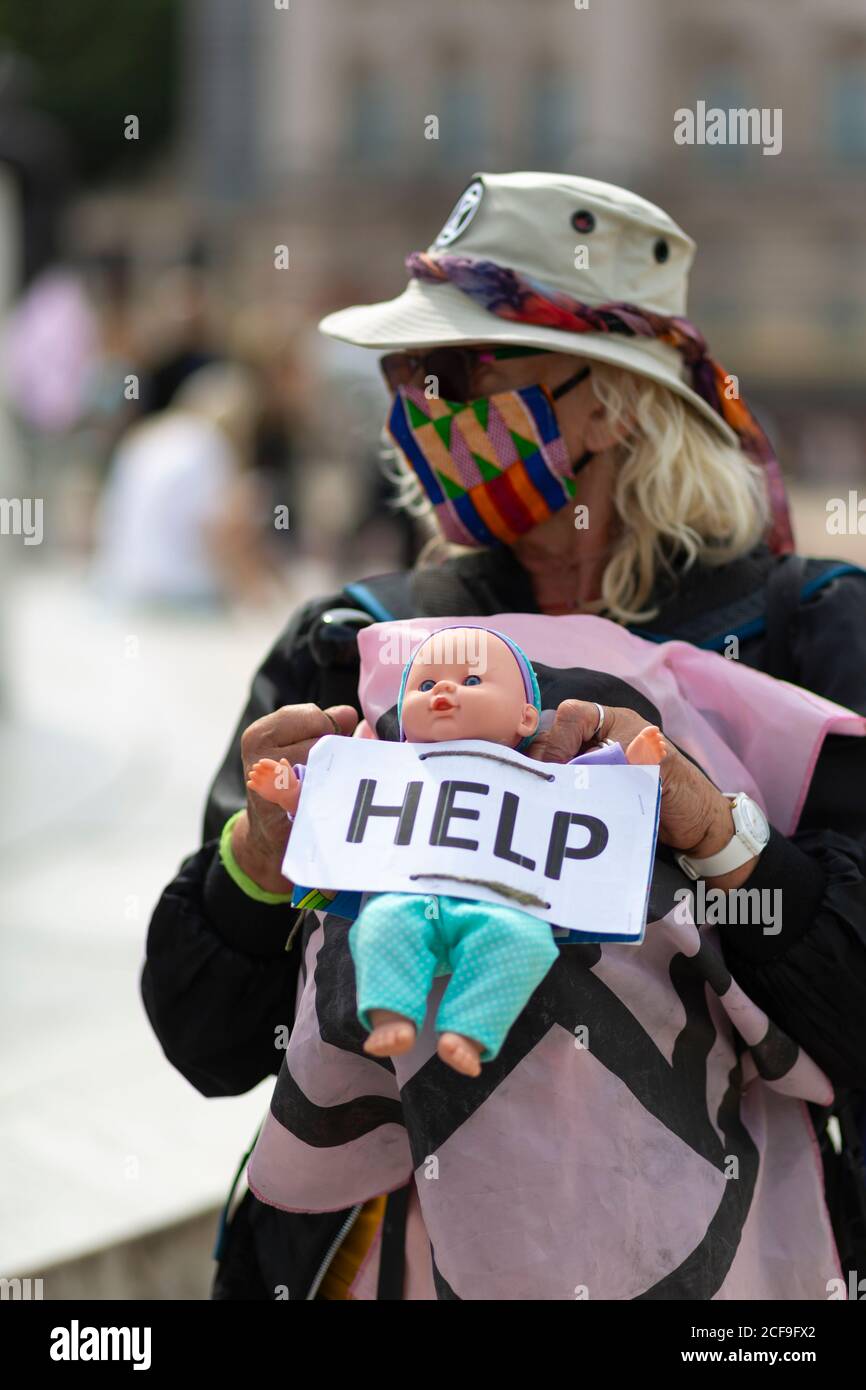 Portrait 'A Cry for Help' Extinction Rebellion demonstration ...