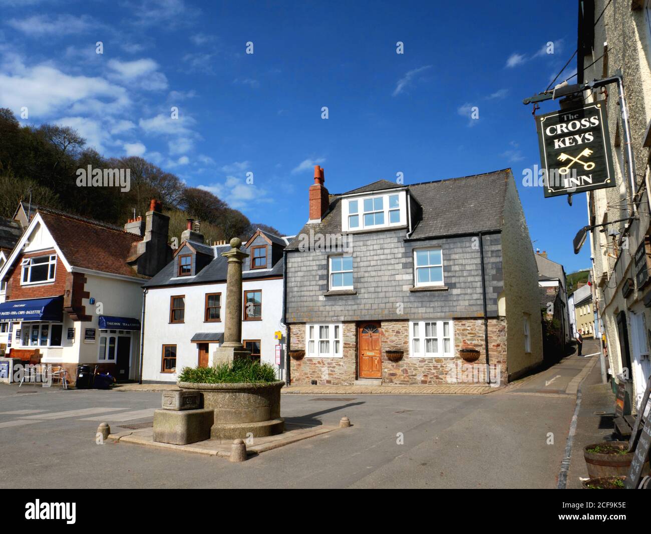 The village square, Cawsand, Cornwall Stock Photo - Alamy
