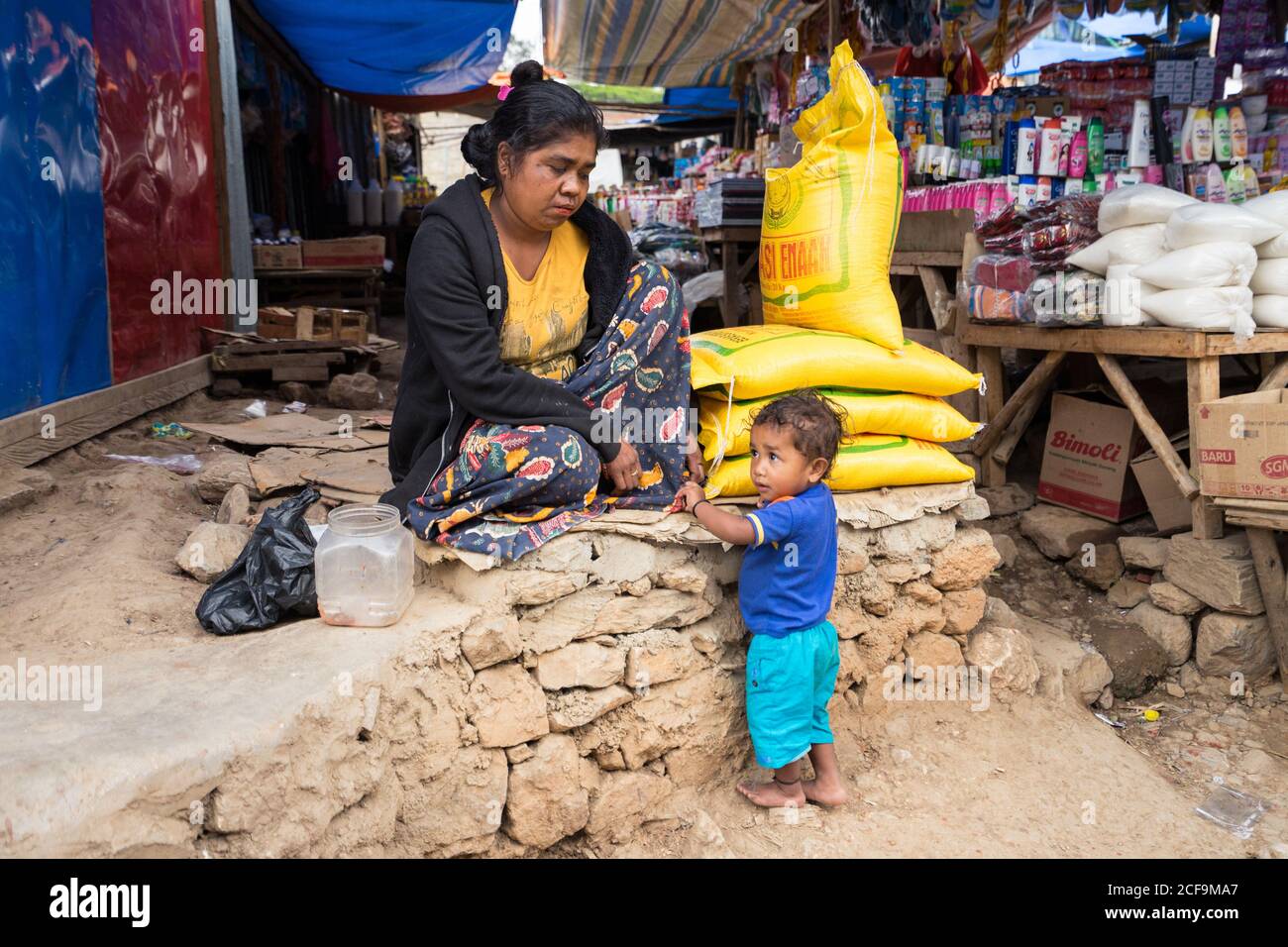 Poor asian hi-res stock photography and images - Alamy