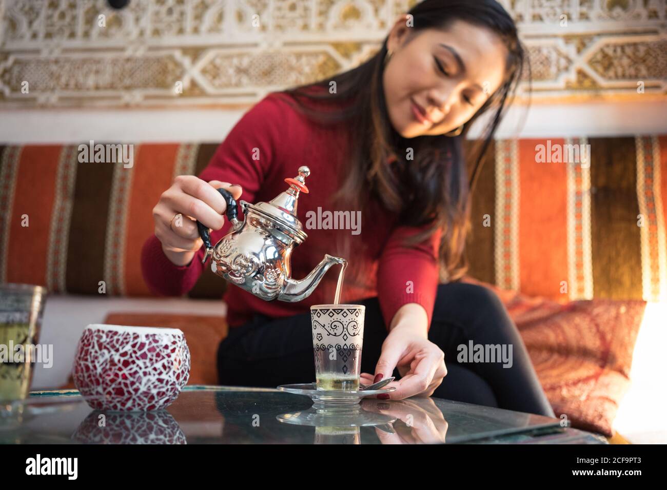 Arabic tea cup hi-res stock photography and images - Alamy
