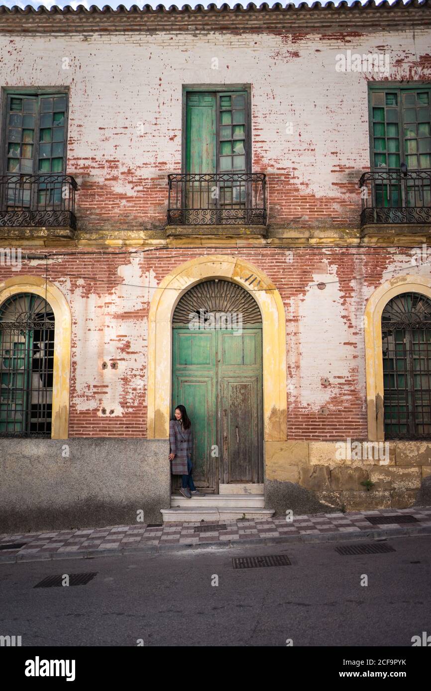 Aged building hi-res stock photography and images - Alamy