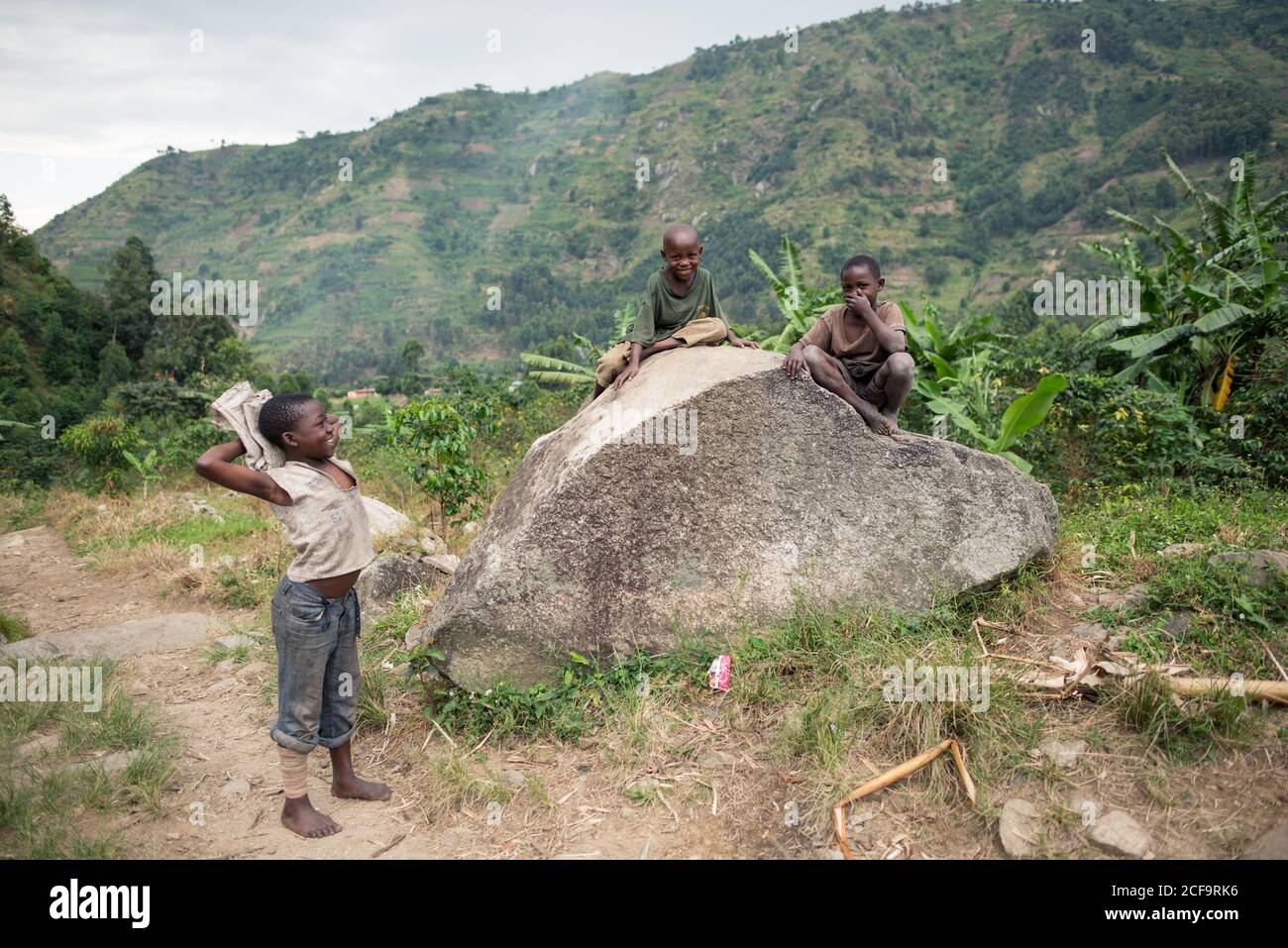 African kids hi-res stock photography and images - Alamy