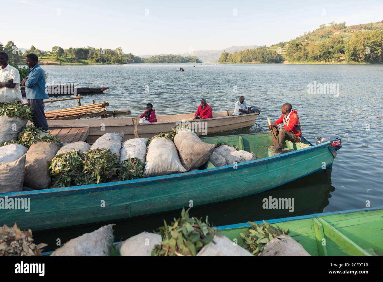 Adult african locals trading each hi-res stock photography and images ...
