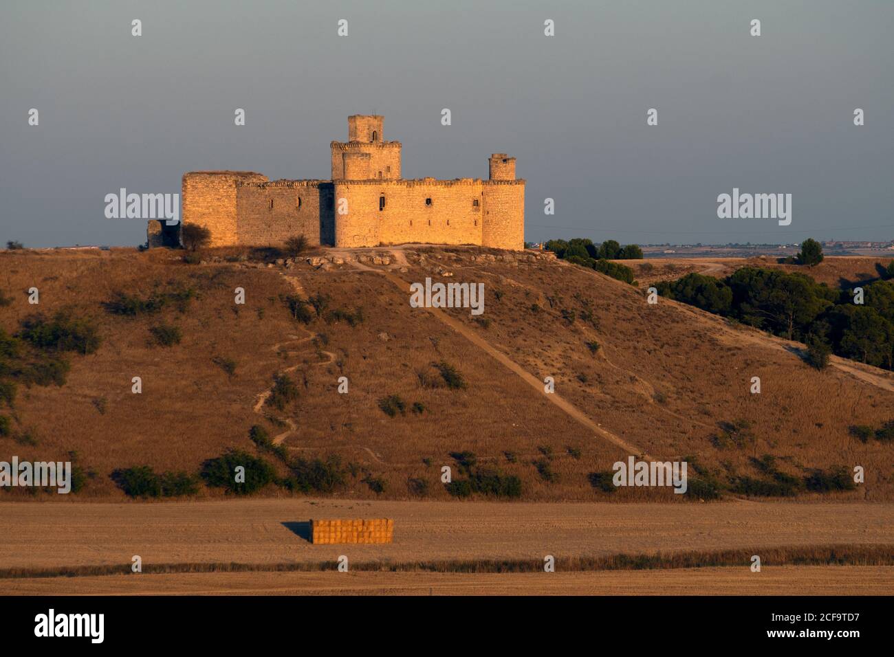 Castle of barcience hi-res stock photography and images - Alamy