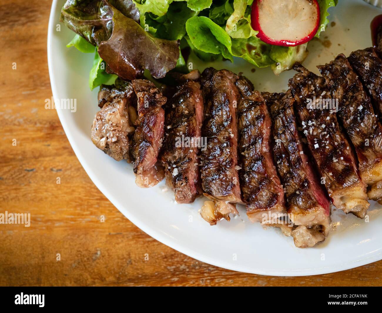 Medium rare steak hi-res stock photography and images - Alamy