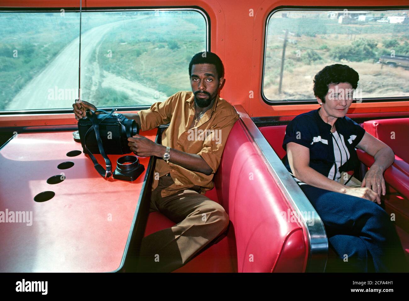 AMTRAK TRAIN PASSENGERS IN DINNING AND BUFFET CAR, USA, 1970s Stock ...