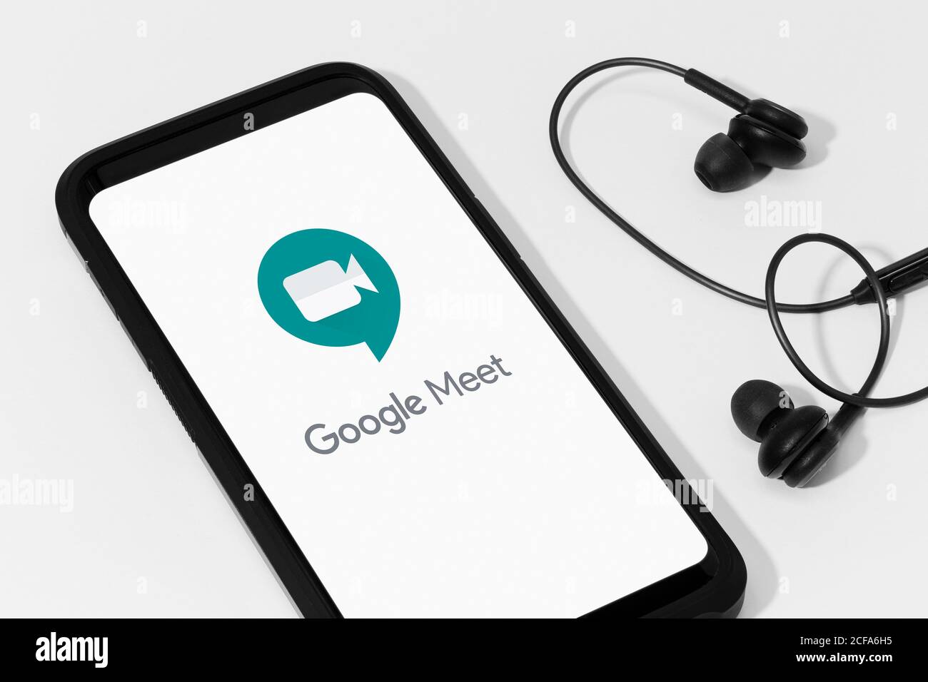 Google meet logo hi-res stock photography and images - Alamy