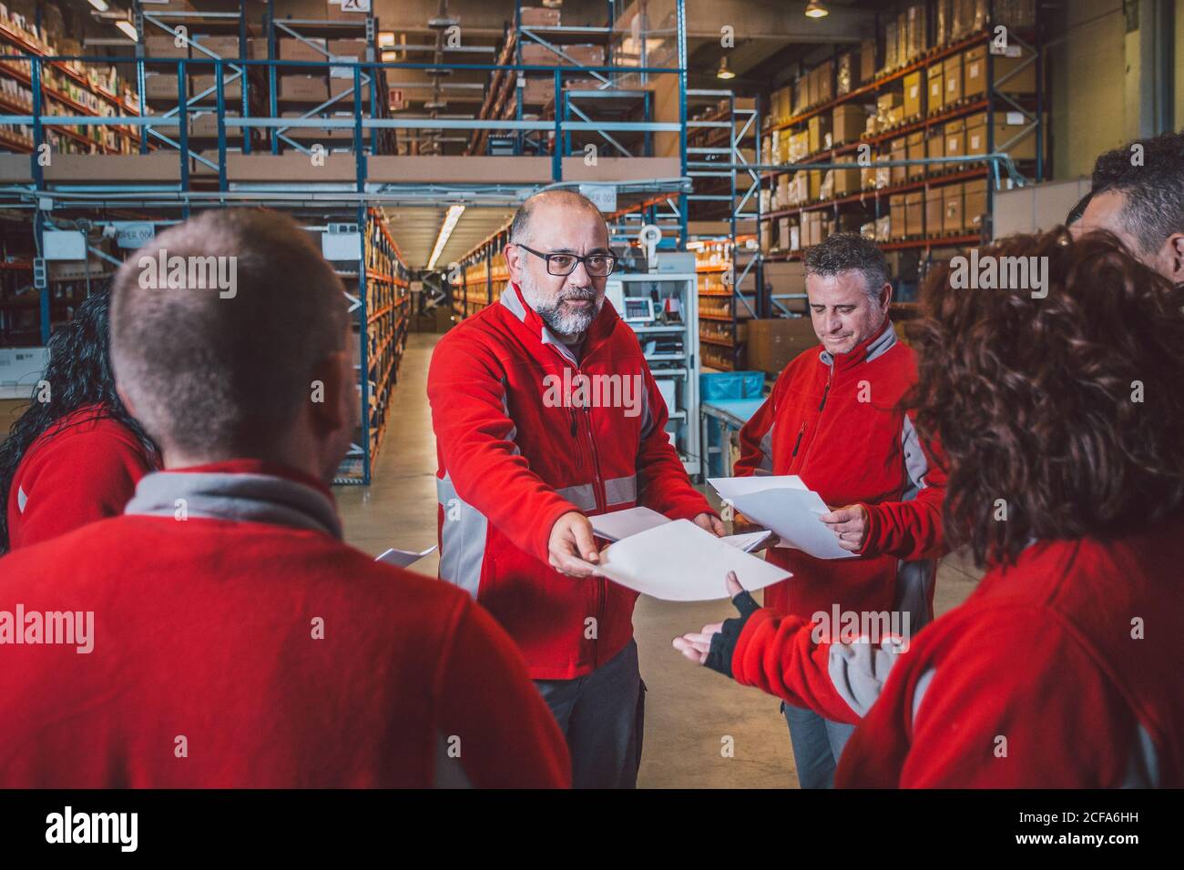 Giving instructions hi-res stock photography and images - Alamy