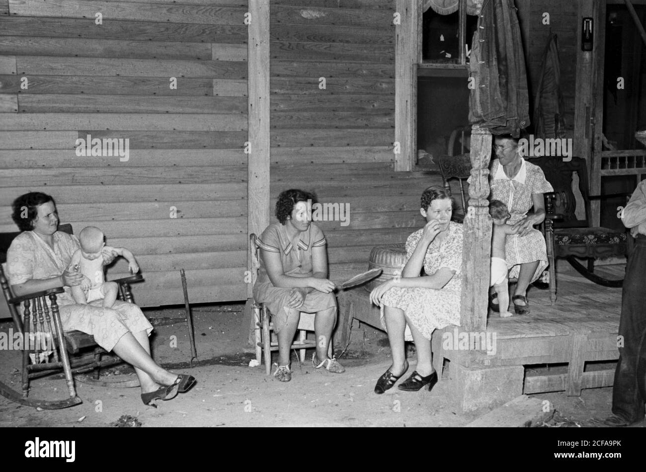 Poor farmers hi-res stock photography and images - Alamy