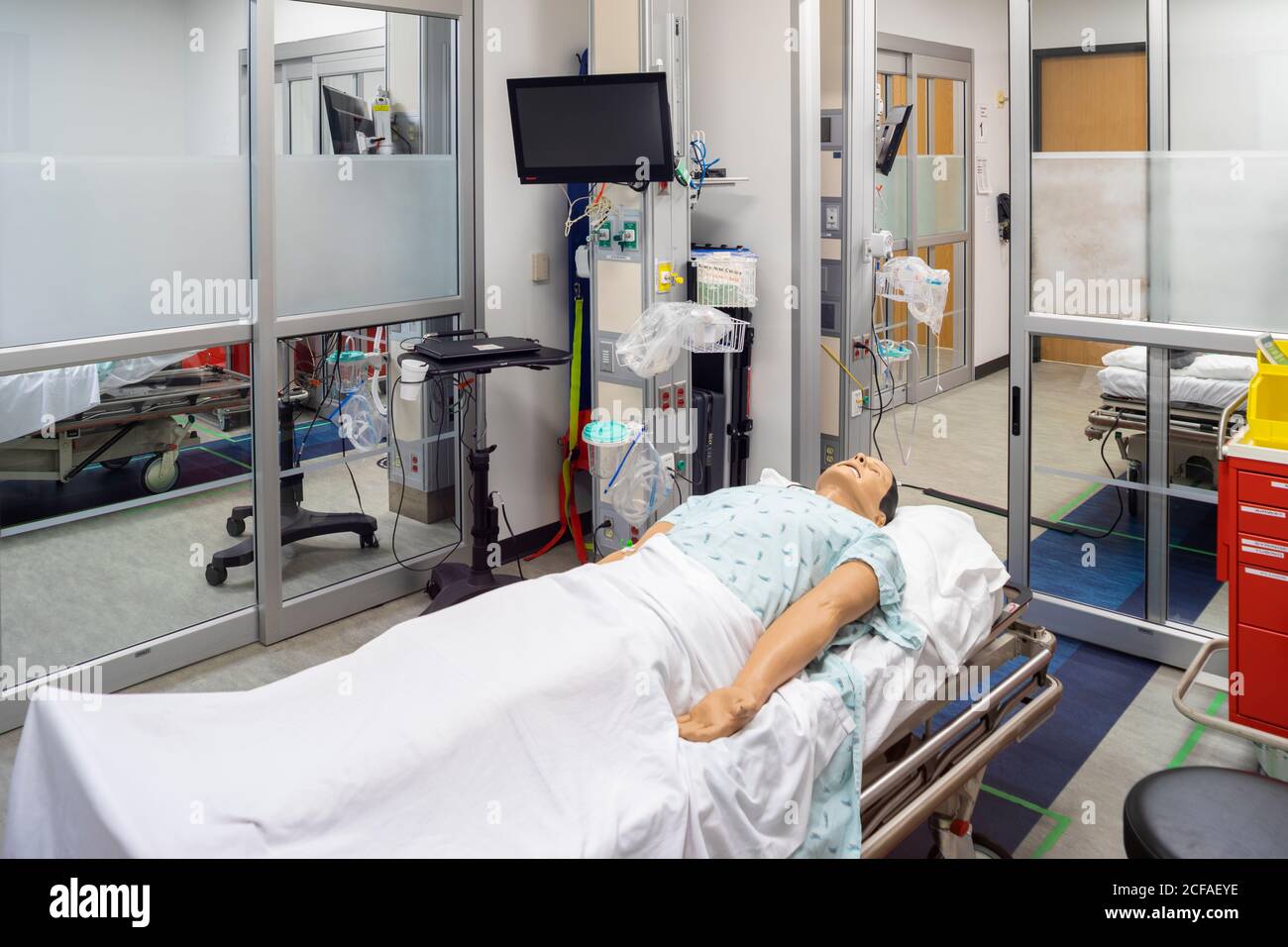 Hospital simulation room hi-res stock photography and images - Alamy