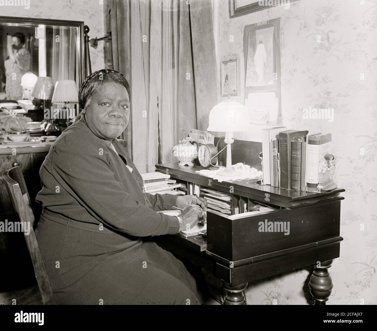 Mary bethune roosevelt hi-res stock photography and images - Alamy