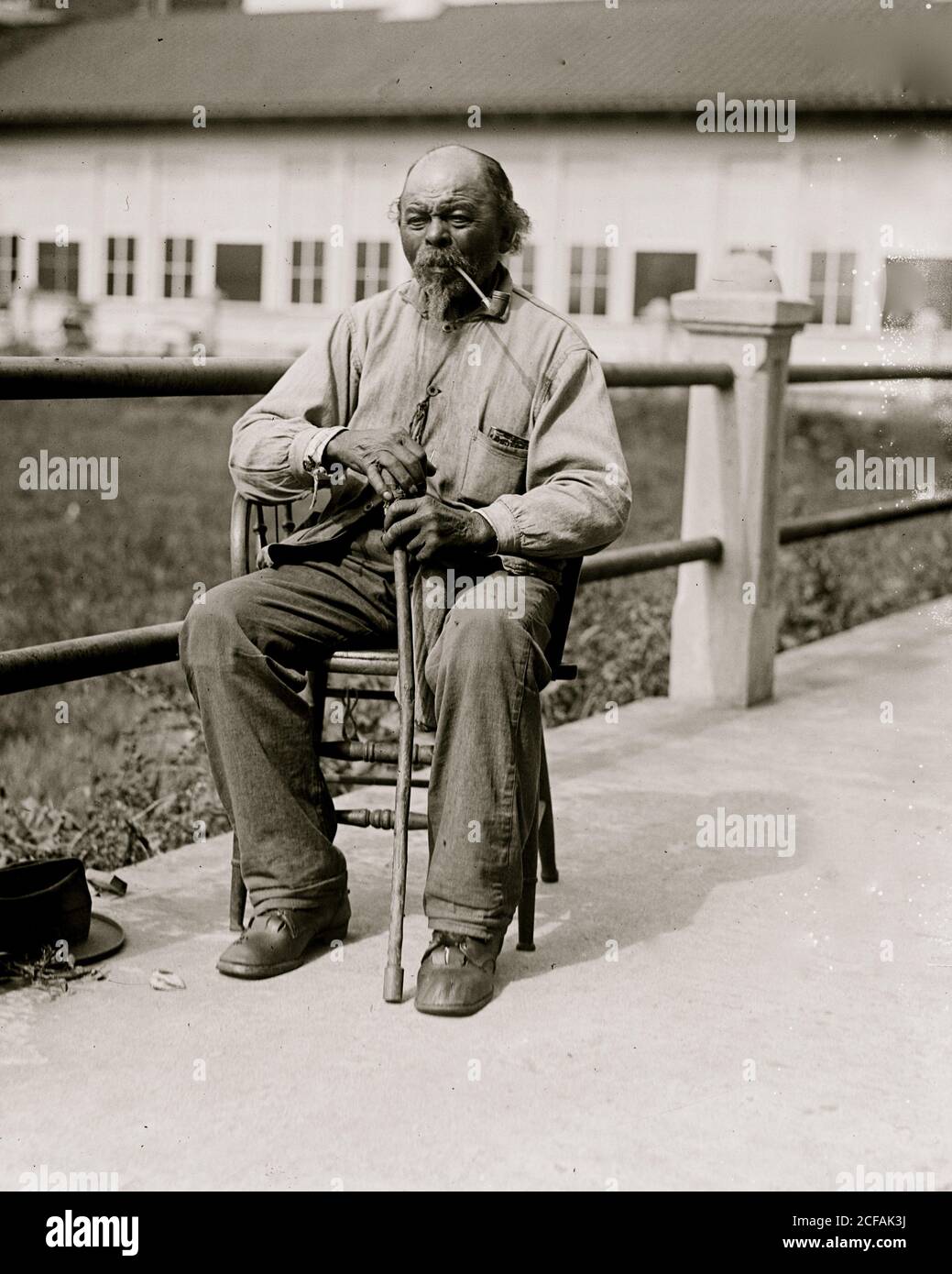 Slave man hi-res stock photography and images - Alamy