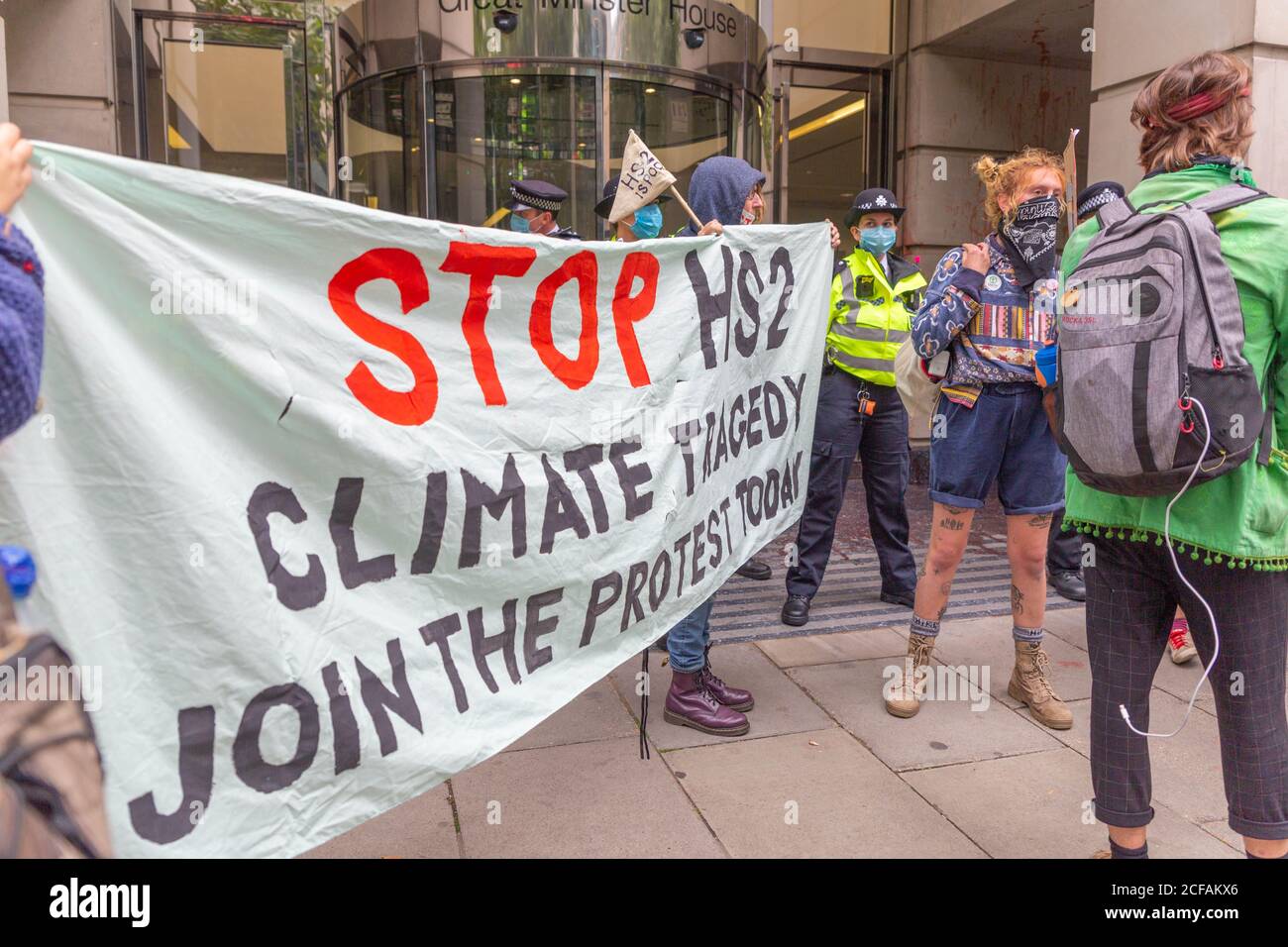 Hs2 protesters outside parliament hi-res stock photography and images ...