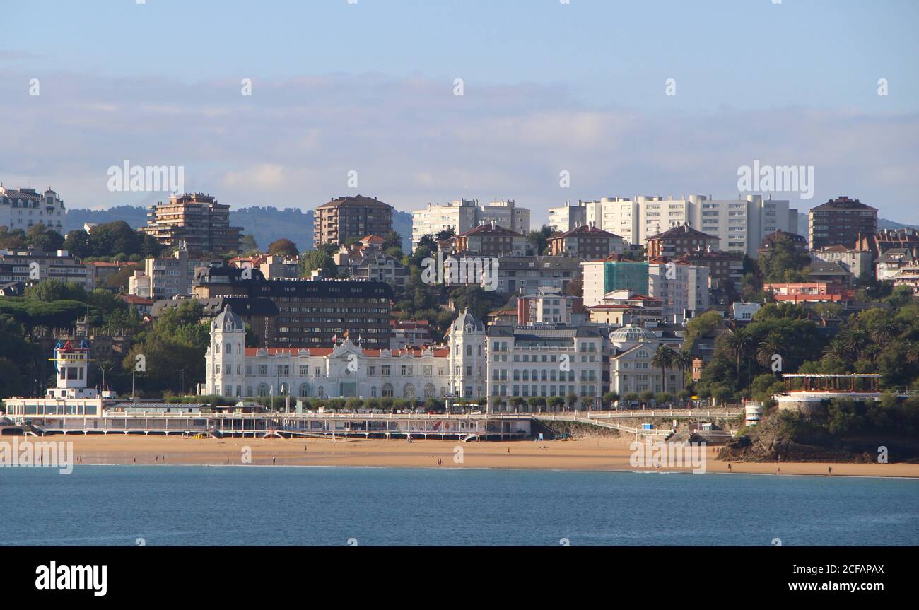 Spain santander beach playa del sardinero hi-res stock photography and ...