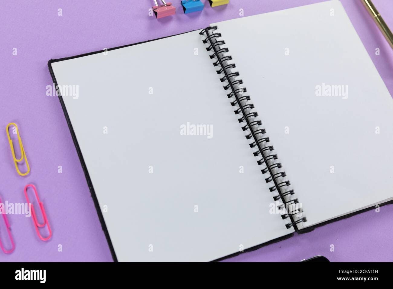 The purple plain hi-res stock photography and images - Alamy