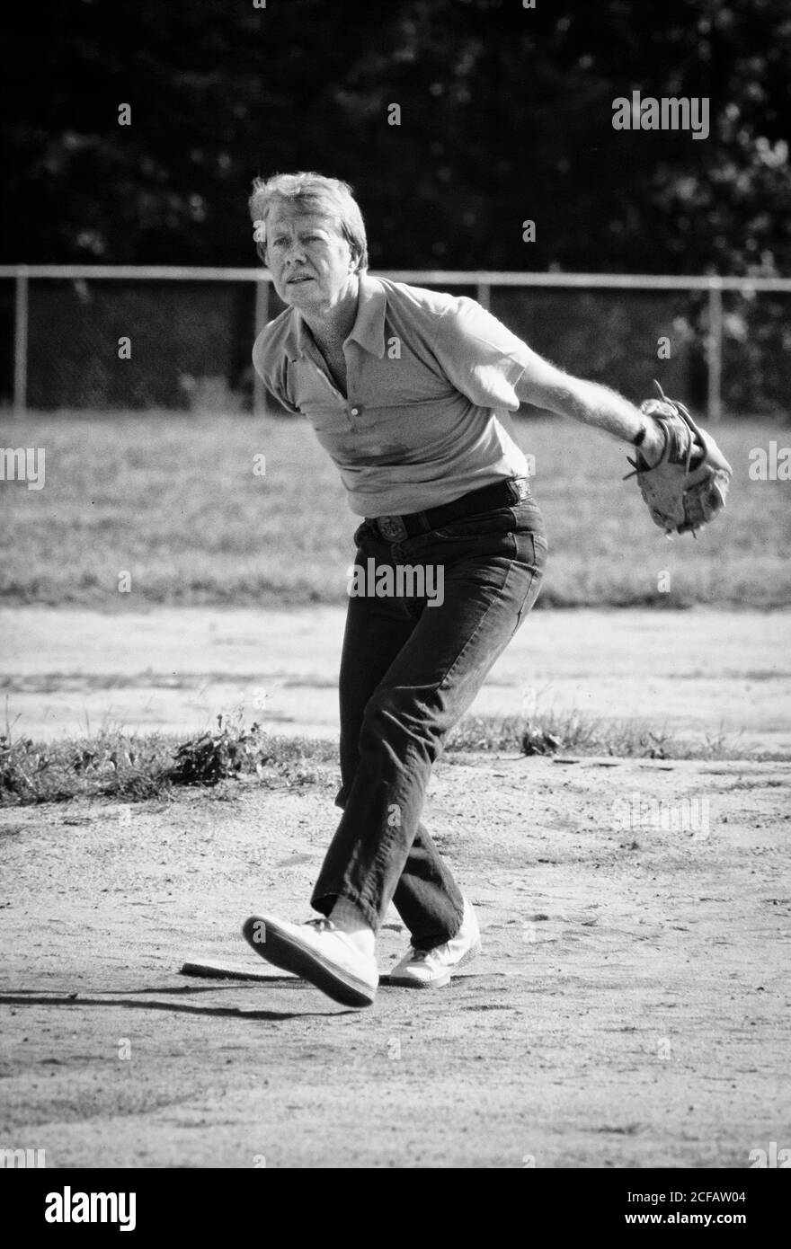 President Jimmy Carter, VP Walter Mondale and teams play softball in ...