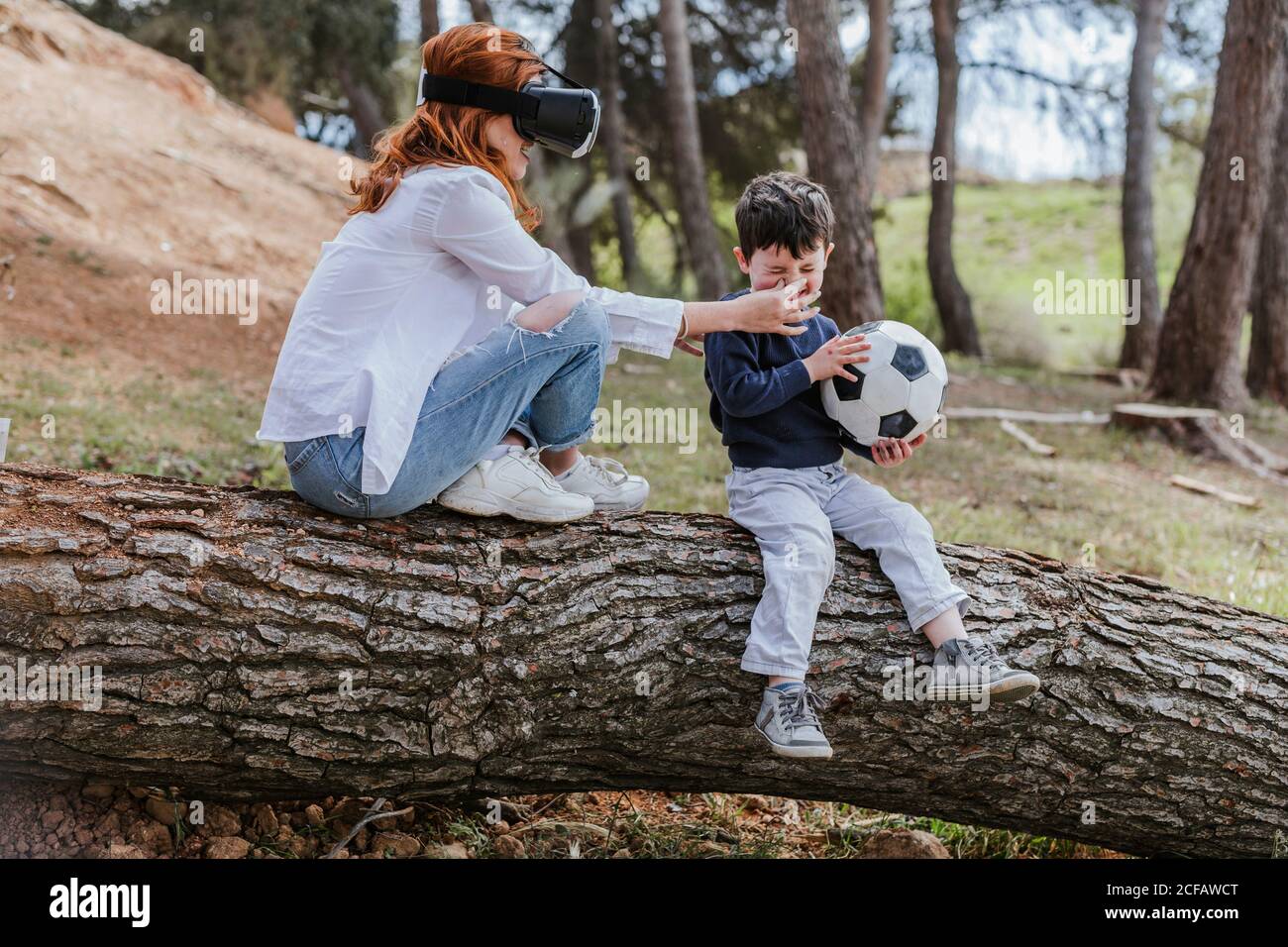 Mother son having fun vr hi-res stock photography and images - Alamy
