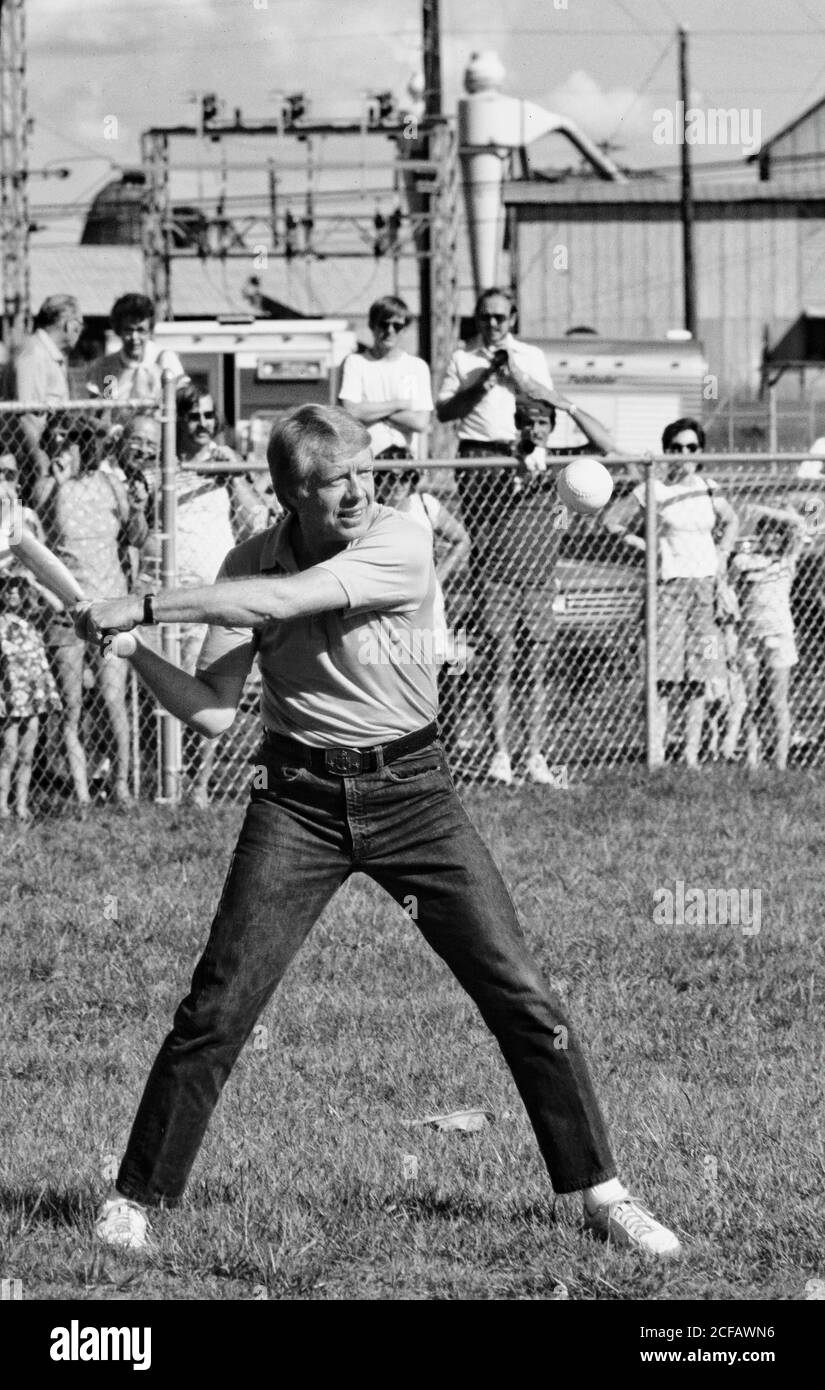 President Jimmy Carter plays softball 1976 - 1979 with off duty Secret ...