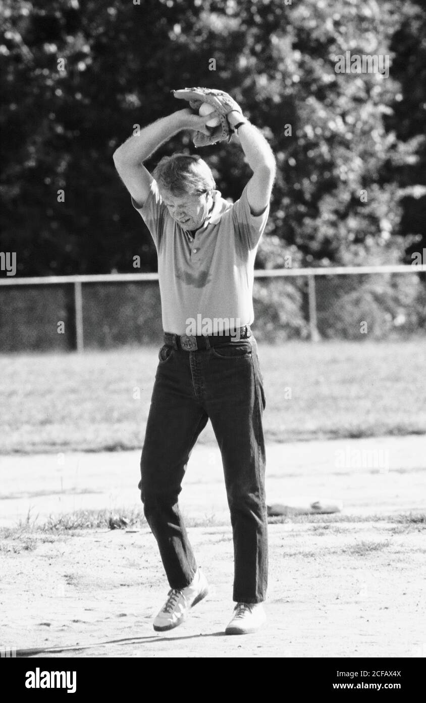 President Jimmy Carter plays softball 1976 - 1979 with off duty Secret ...