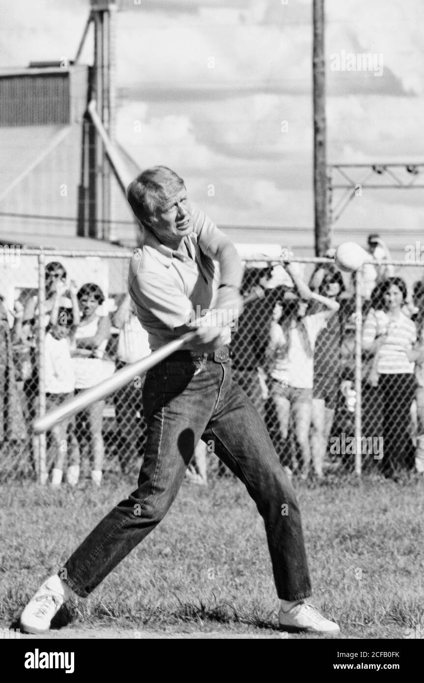 President Jimmy Carter plays softball 1976 - 1979 with off duty Secret ...