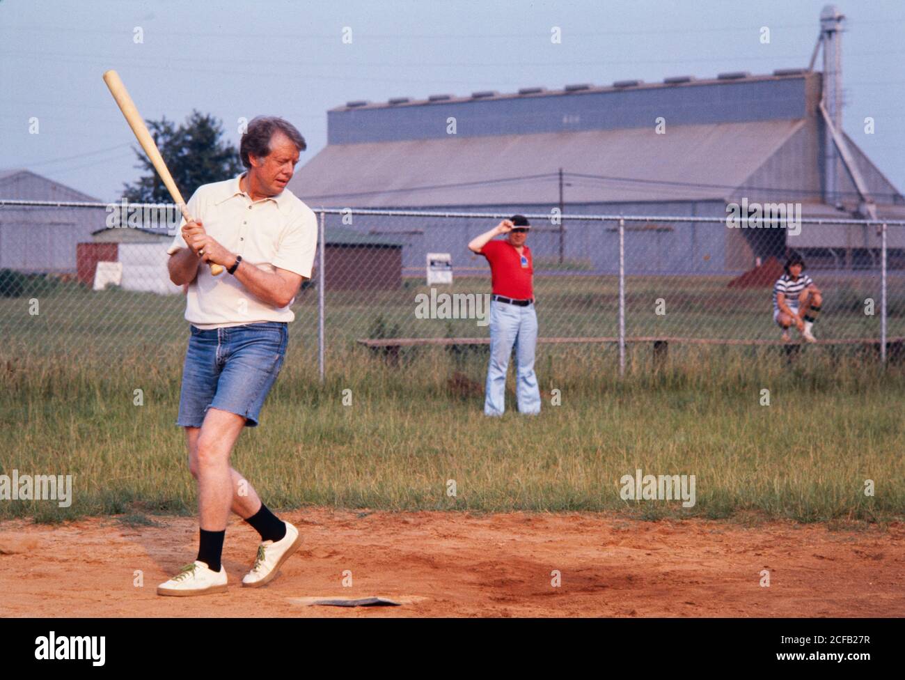 President Jimmy Carter, VP Walter Mondale and teams play softball in ...