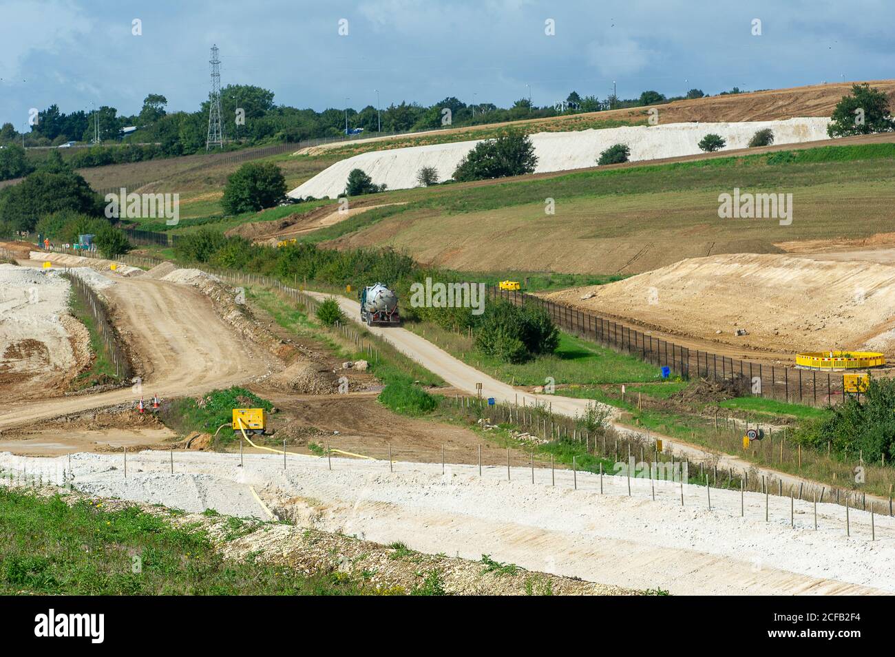 Denham, Buckinghamshire, UK. 4th September, 2020. Construction work ...