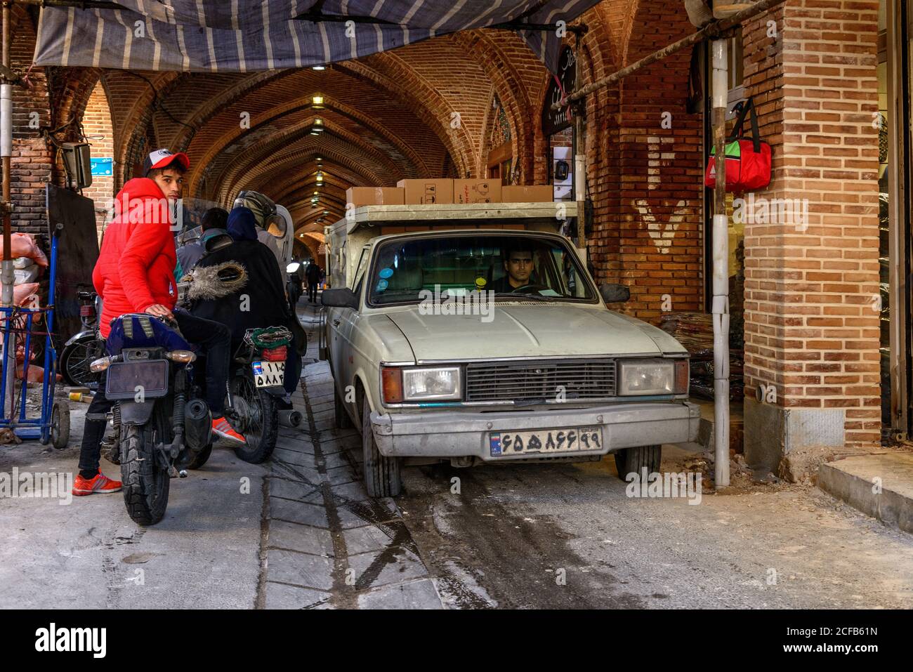 Tehran street scene hi-res stock photography and images - Alamy