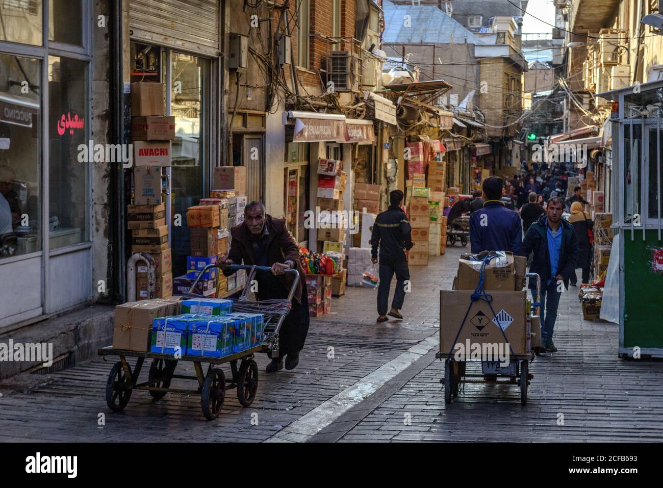 Tehran province hi-res stock photography and images - Alamy