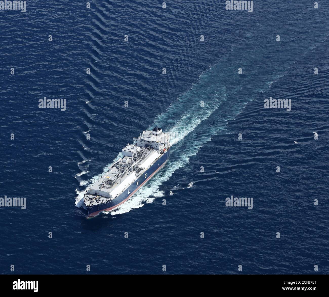 Lng ship aerial hi-res stock photography and images - Alamy