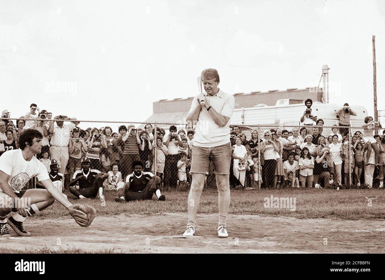 President Jimmy Carter, VP Walter Mondale and teams play softball in ...