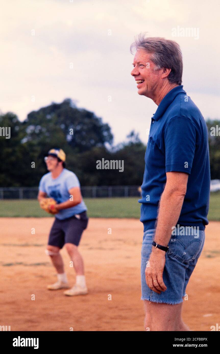 President Jimmy Carter plays softball 1976 - 1979 with off duty Secret ...