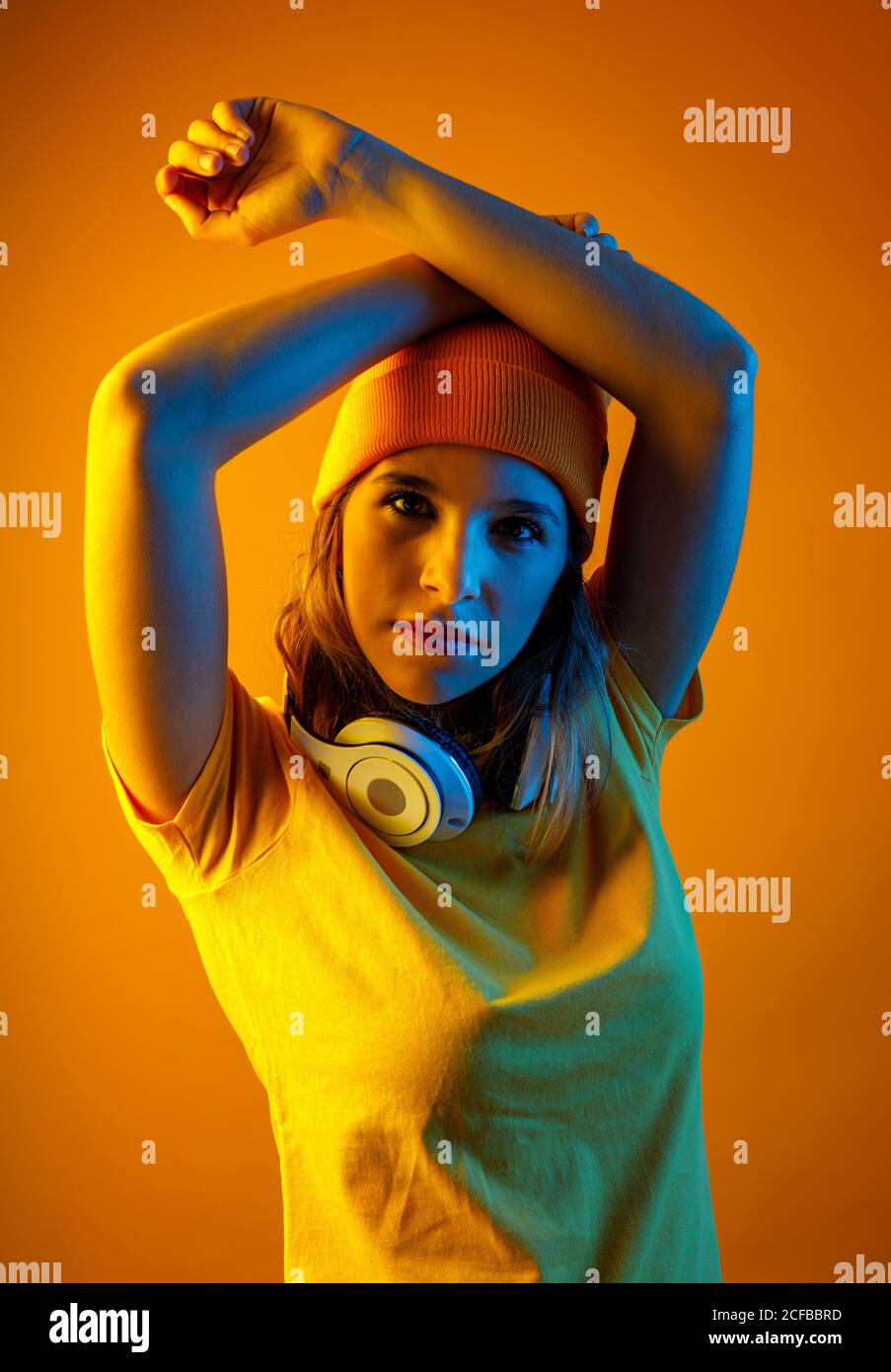 Arm around neck hi-res stock photography and images - Alamy