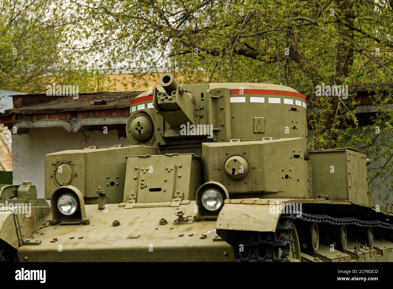 Photo Medium tank T-28.1933 Stock Photo - Alamy