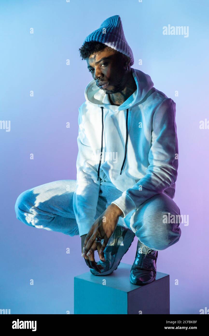 Guy cube hi-res stock photography and images - Alamy