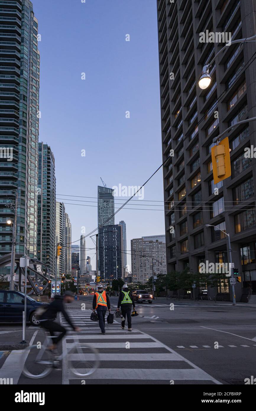 Buildings work offices streets in hi-res stock photography and images ...