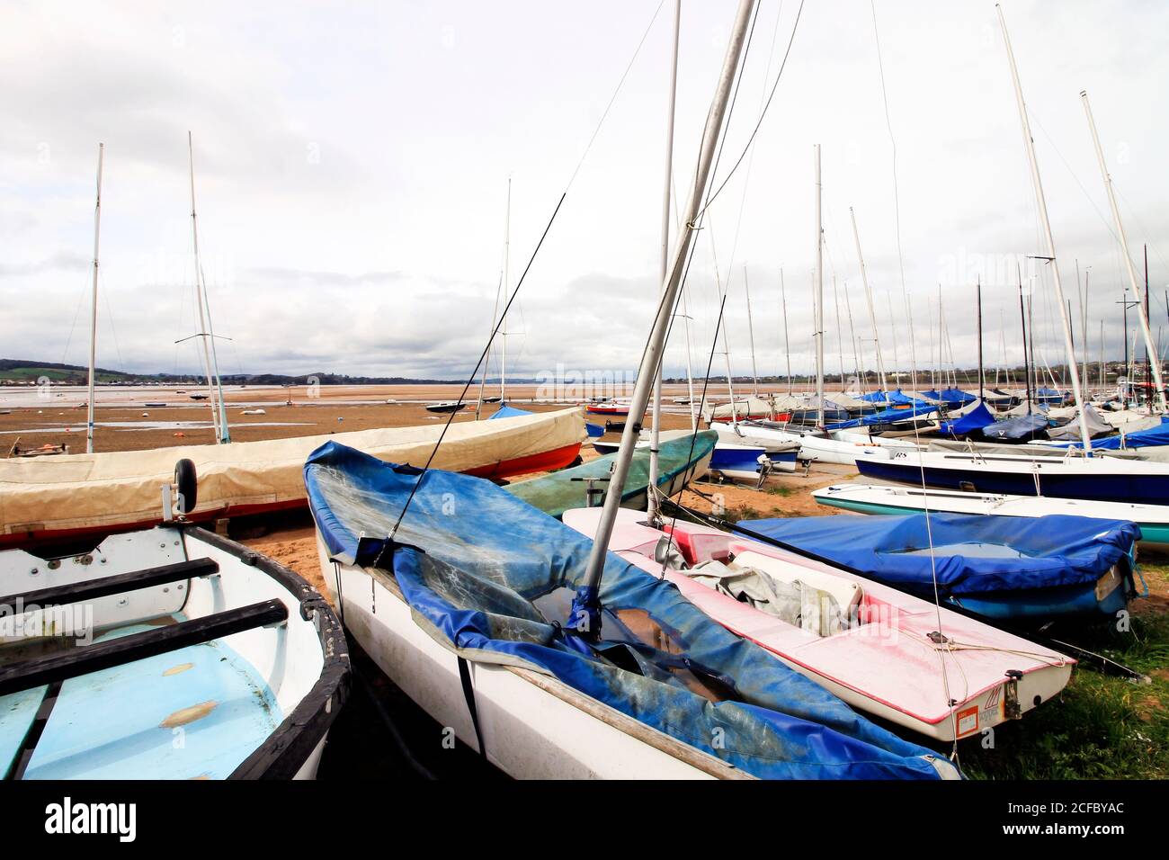 Sailing dinghy exmouth hi-res stock photography and images - Alamy